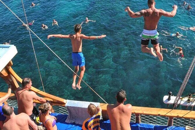 All Inclusive Alanya Pirate Boat Tour with Lunch and Drinks - The Sum Up