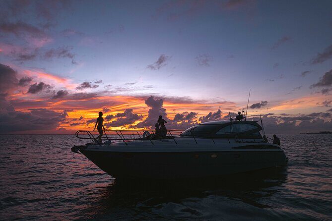 All Inclusive Cancun: Coast & Fun 4 hrs Luxury Yacht 50' Cranchi - FAQ