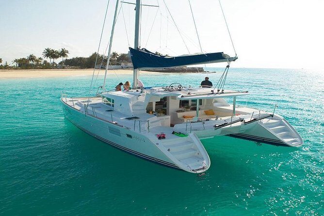 All inclusive catamaran tour to Isla Mujeres with snorkeling for the best price - Key Points