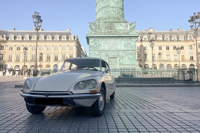 All of Paris Tour in a Vintage Open-Top French Car Citroen DS - Key Points