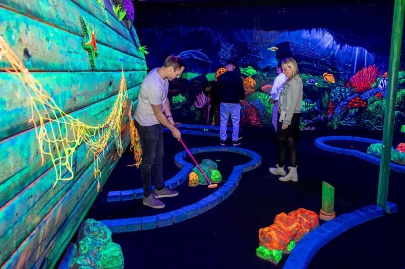 Aloha Amsterdam: 12-Hole Glow-in-the-Dark Mini-Golf - Who Should Consider This Experience?