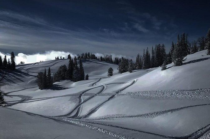 Alpine Self Guided Snowmobile Rentals - FAQs