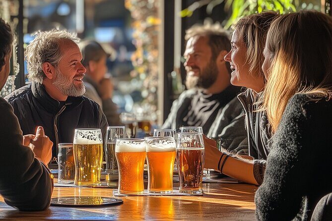 Alternative bar tour with dinner in the art district - Exploring the Itinerary: A Step-by-Step Breakdown