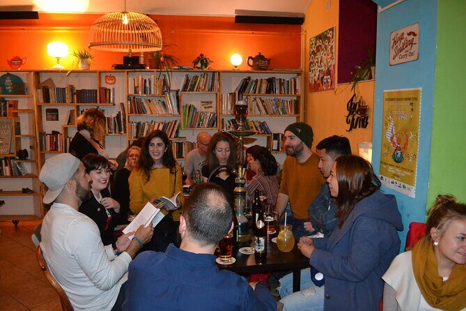 Alternative bar tour with dinner in the art district - Why This Tour Works Well