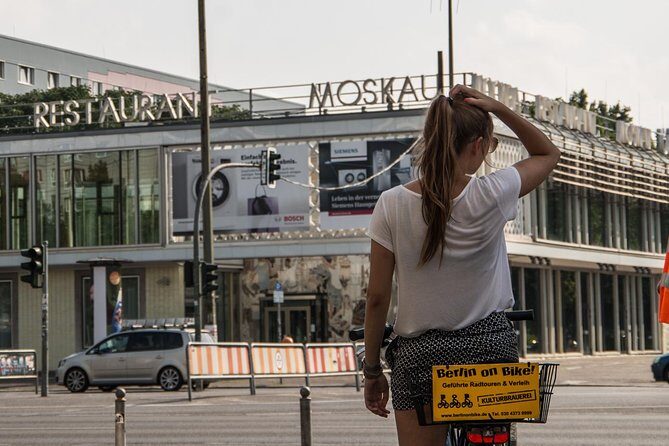 Alternative Berlin Bike Tour - Off the Beaten Tracks in Small Groups - Who is This Tour Best For?