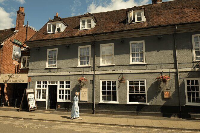 Alton to Chawton Walking Tour in the Footsteps of Jane Austen - Key Points