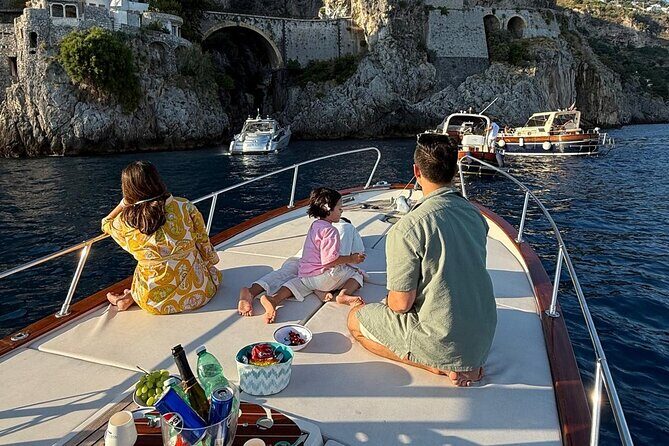 Amalfi Coast private boat excursion - Exploring the Amalfi Coast with a Private Boat Excursion