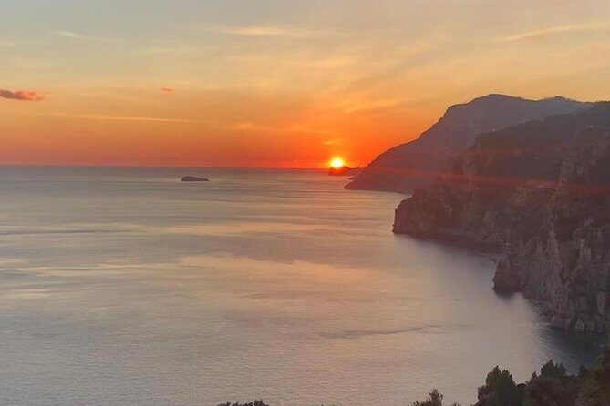 Amalfi, Positano & Ravello small group tour from Sorrento with lunch - What the Reviews Say