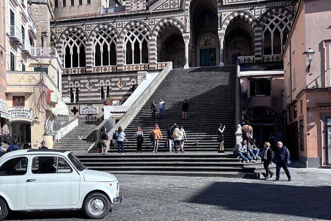 Amalfi : Private Transfer from Naples visit Pompeii - FAQ