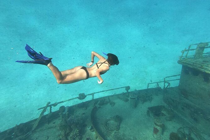 Amazing Clear Boat Adventure and Unlimited Beach Break with Lunch - An In-Depth Look at the Experience