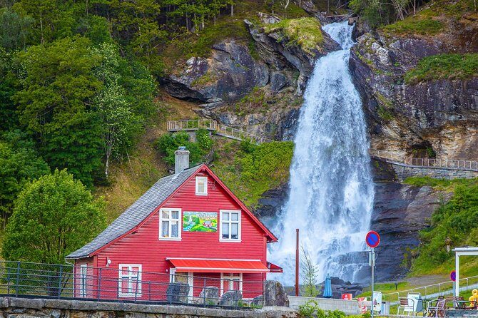 AMAZING HARDANGER FJORD: Private guided round trip from Bergen, 10 hours - Discovering the Hardanger Fjord: An In-Depth Review