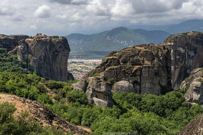 Amazing Morning Meteora Monasteries Tour - Experience Breakdown and What You Can Expect