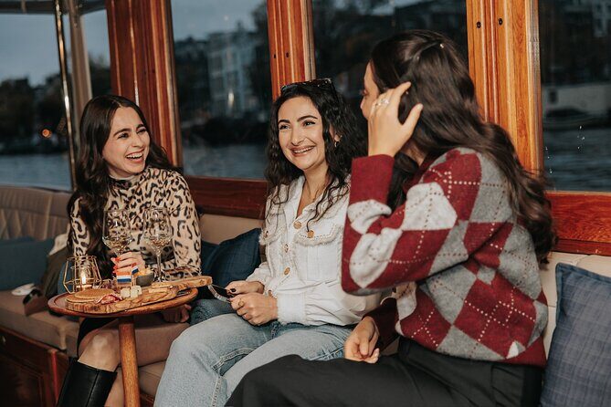 Amsterdam: 2-Hour Canal Cruise incl. Drinks & Dutch Snacks - FAQ