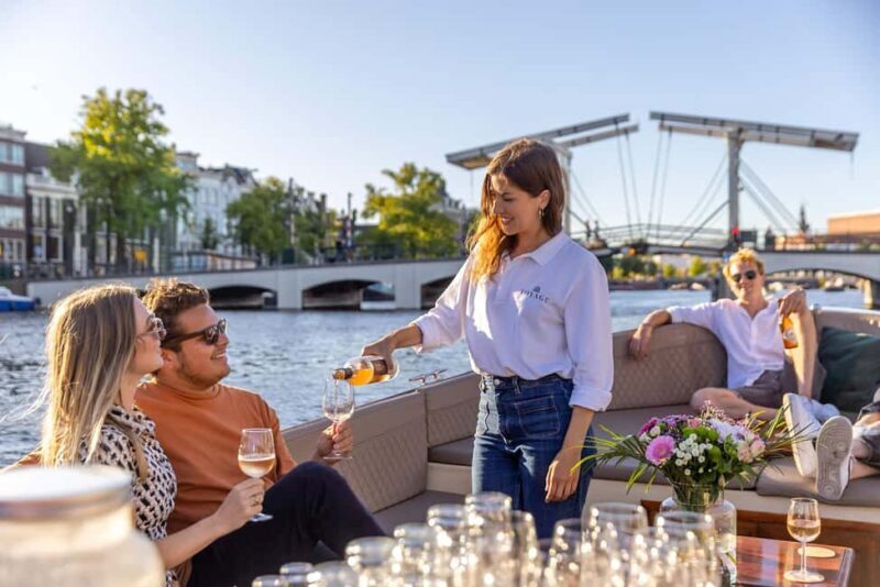 Amsterdam: 2-Hour Luxury Canal Cruise with Snacks & Drinks - Key Points