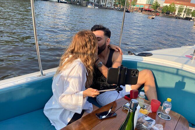Amsterdam 90-min Private Canal Cruise with Live Guide and Drinks - Frequently Asked Questions