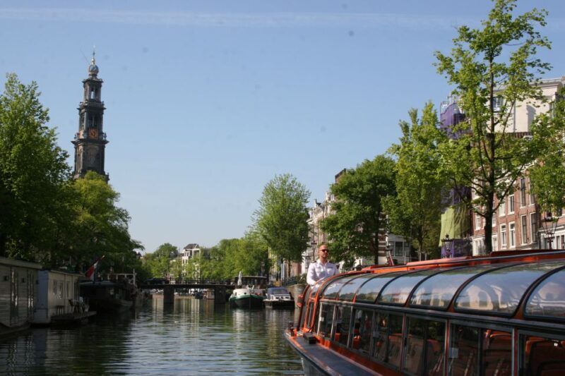 Amsterdam: Amsterdam Dungeon and Canal Cruise Entry Ticket - Who Should Consider This Experience?