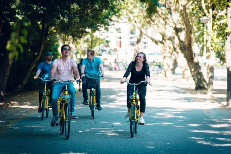 Amsterdam Bike Rental: Central Station & City Center - Meeting Point and Booking Details