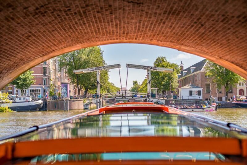 Amsterdam: Body Worlds Exhibition and Canal Cruise - Combining Education and Scenic Beauty: Why It Works