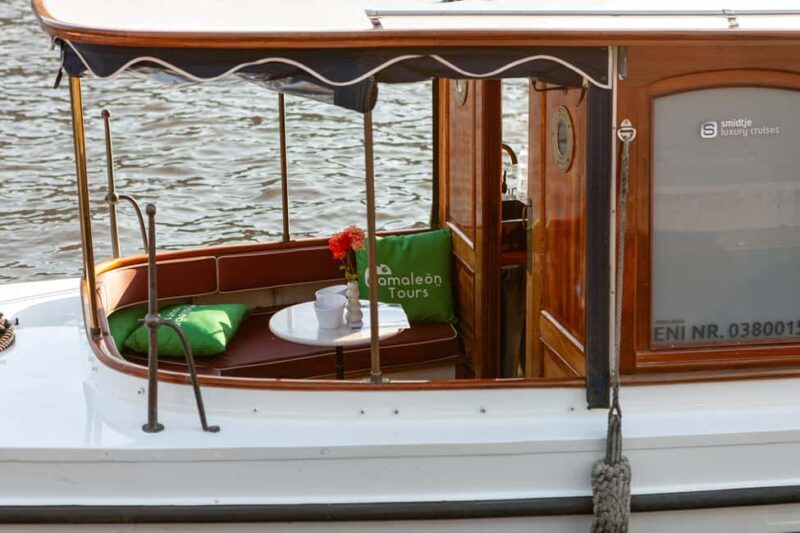 Amsterdam Canal Boat Ride with a Spanish-speaking Guide - FAQ