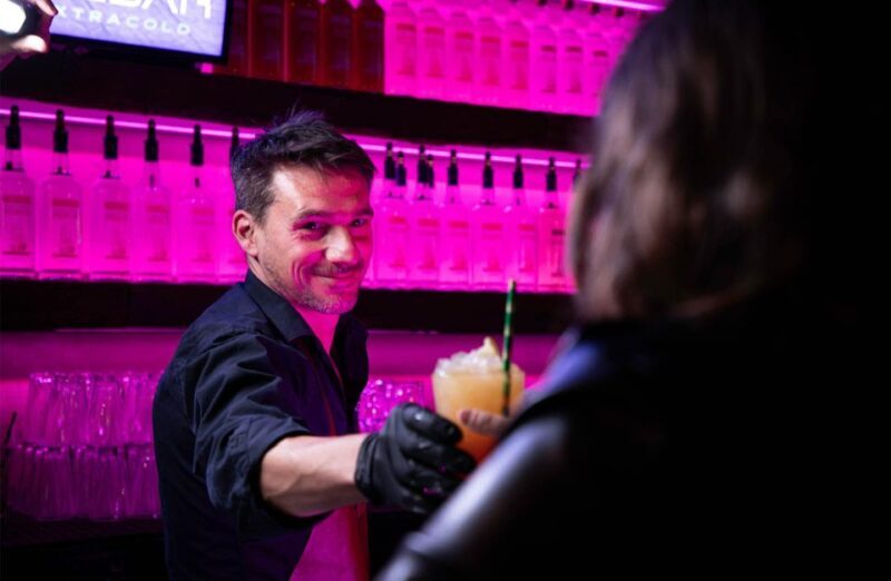 Amsterdam: Canal Cruise and Entrance to Xtracold Icebar - FAQ