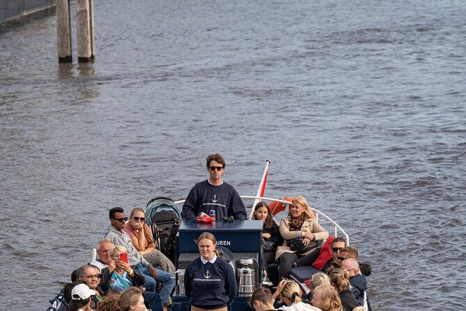 Amsterdam Canal Cruise with Live guide & Two drinks - Central St. - Who Is This Tour Perfect For?