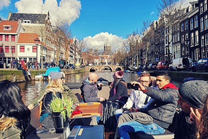 Amsterdam Canal Tour by Open Boat  90 min Small Group Experience - FAQ