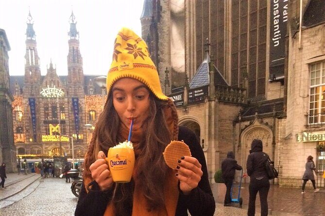 Amsterdam Christmas Walk with hot drink and Dutch treat - Practical Tips for Travelers