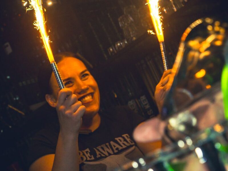 Amsterdam: City Center Bar Crawl and Nightlife Experience - The Social Scene and Meeting People