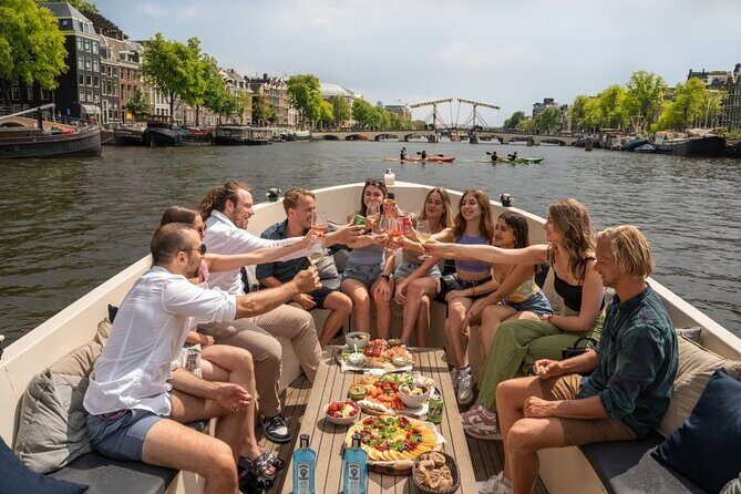 Amsterdam: Evening Candle Light Cruise With Wine & Cheese - Who Should Consider This Tour?