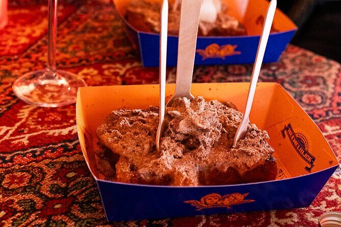 Amsterdam Food Tour: +10 Tastes, Culture and Canals with Sherpa - Who Will Love This Tour?