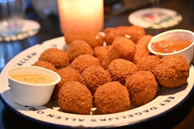 Amsterdam Food Tour with Full Meal & Drinks by Do Eat Better - Authenticity and Value