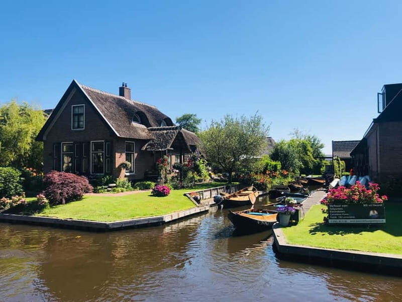Amsterdam: Giethoorn, Afsluitdijk and Zaanse Schans Day Trip - Who Will Enjoy This Tour?