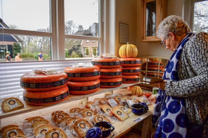 Amsterdam: Giethoorn and Zaanse Schans Windmills Day Tour - FAQs