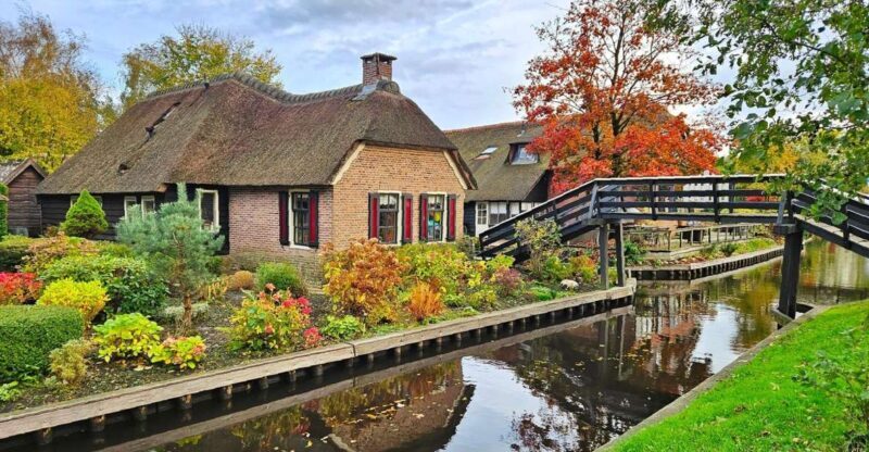 Amsterdam: Giethoorn, Zaandam & Zaanse Schans Tour w/ Pickup - A Deep Dive into the Experience