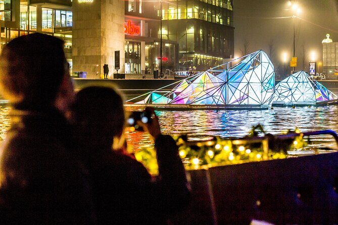 Amsterdam: heated Light Festival Cruise | Incl. Drinks Option - FAQs