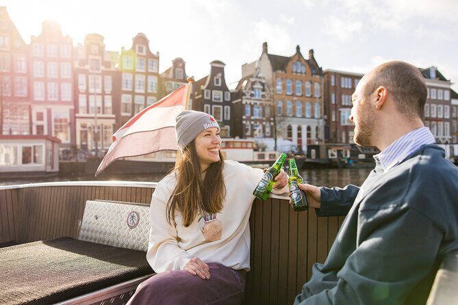 Amsterdam Heineken Cruise with 1 Heineken, Snacks, Live Guide - The Overall Value
