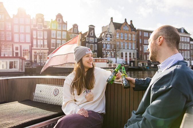Amsterdam Heineken Cruise with 1 Heineken, Snacks, Live Guide - FAQ