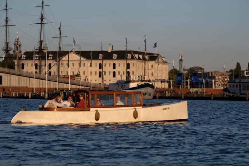 Amsterdam: Hidden Gems Canal Cruise - Key Points