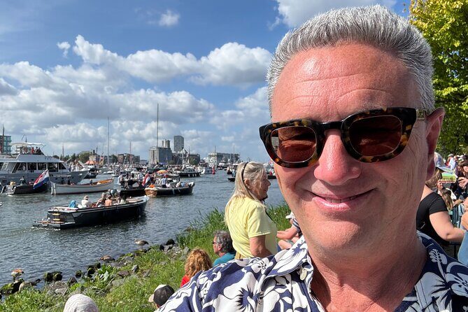 Amsterdam Highlights and Hidden Gems Walking Tour with Fun Guide - What Makes This Tour Stand Out