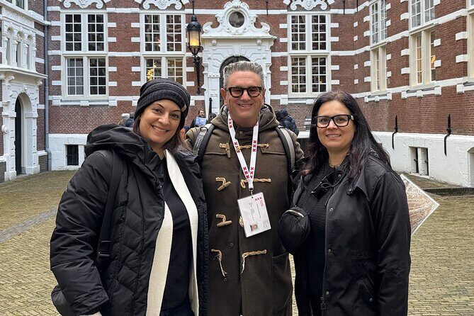Amsterdam Highlights and Hidden Gems Walking Tour with Fun Guide - Who Should Book This Tour?