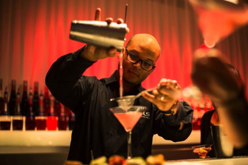 Amsterdam: House of Bols Entry Ticket and Nightlife Ticket - Who Should Consider This Tour?