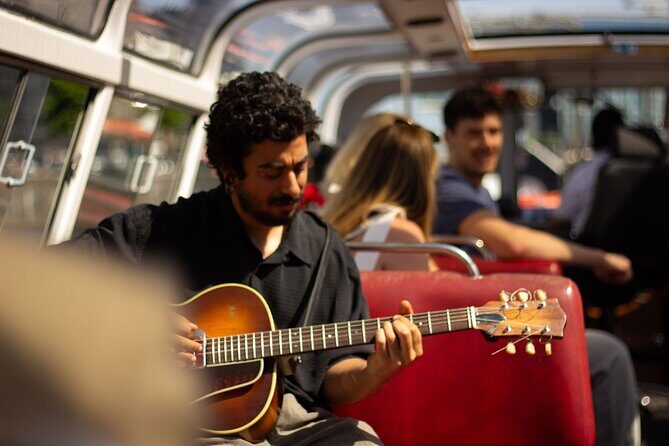 Amsterdam Jazz Canal Cruise with live music - The Sum Up