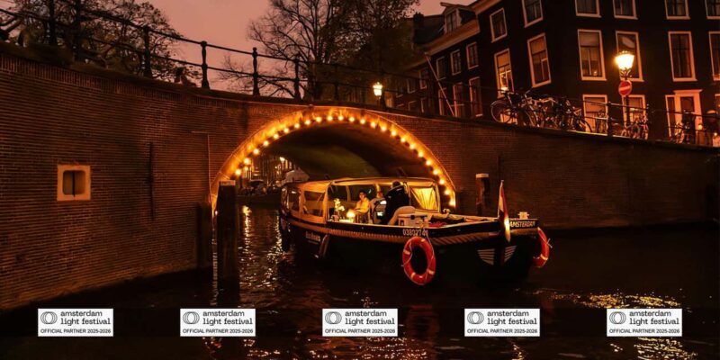 Amsterdam: Light Festival Boat+Unlimit.Drinks & Snack Option - Practical Tips for a Smooth Experience