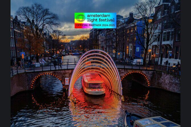 Amsterdam Light Festival: Heated Boat Cruise + Hot Drinks & Bite - Duration & Group Size
