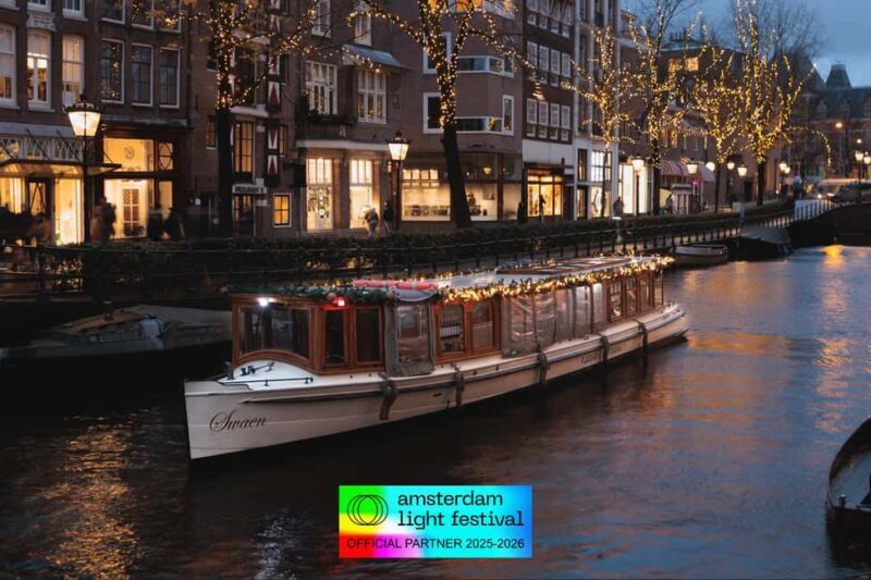 Amsterdam: Light Festival Heated Cruise + Hot Choco + Snack - Drinks, Snacks, and Upgrades