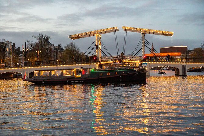 Amsterdam: Light Festival Open Boat - Unl. Drinks Option - A Closer Look at the Itinerary and What to Expect