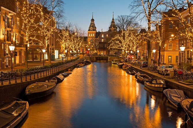 Amsterdam Light Festival Winter Walk with Stroopwafel Workshop - FAQ