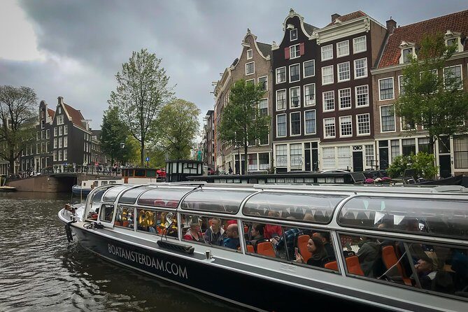 Amsterdam Live Guided Sightseeing Canal Cruise - Who Should Consider Other Options?