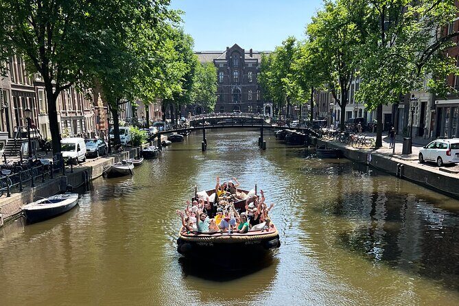 Amsterdam Luxury Boutique Boat tour with Unlimited Beer and Wine - Whats Included & Whats Not