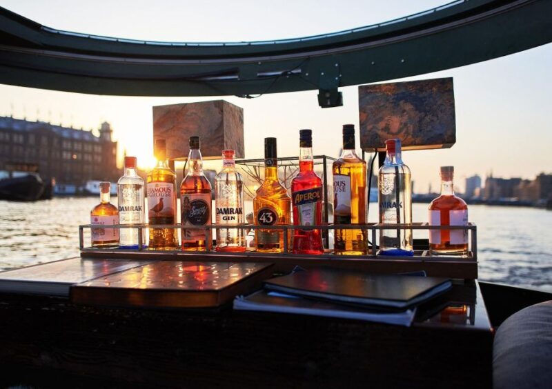 Amsterdam: Luxury Saloon Boat Cruise with Cocktails & Waffle - FAQ